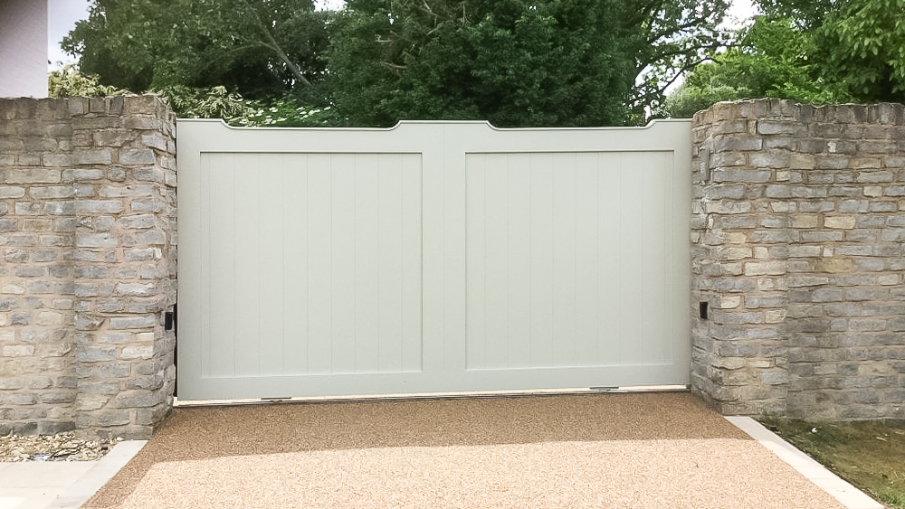 The Cotswold Electric driveway automation gates | Electric Gates UK